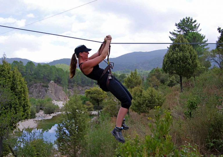 Ziplining in the Poconos | HolidayKeepers