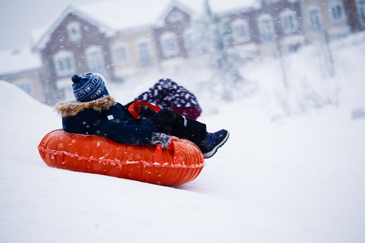 Top 9 Snow Tubing Spots in the Poconos | Holidaykeepers