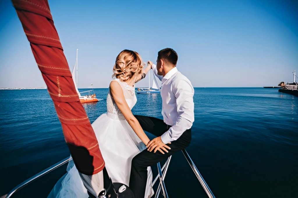 35 Unique Prom Theme Ideas | Ideas to Throw the Ultimate Party