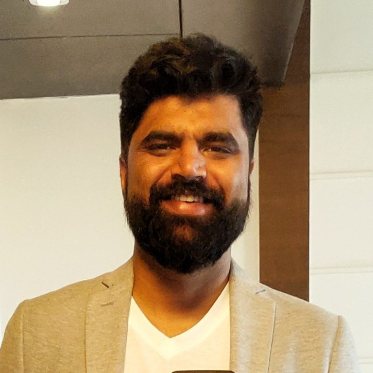 Snowmobiling Adventure in the Poconos | Holidaykeepers